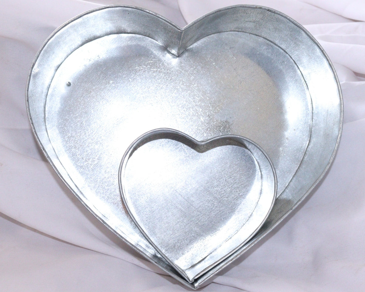 Cake tins odd sizes and shapes – Tamboja Cake and Bake Unlimited